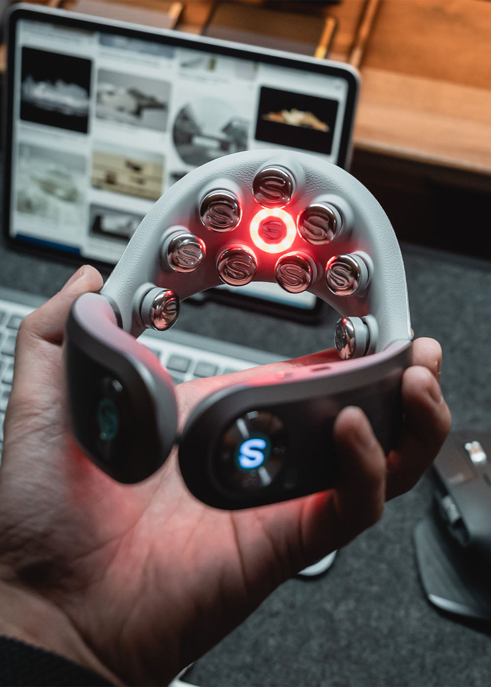 SKG Official Store - Use the SKG Neck Massager to Relieve Pain